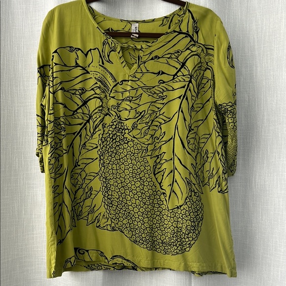 Wahine Toa Design | Tops | Wahine Toa Green Ulu Print Womens Top | Poshmark
